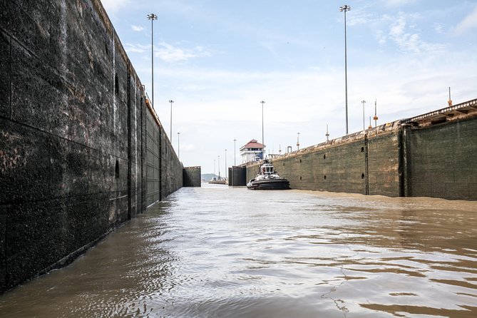 Panama Canal Partial Transit - Scenic Views Along the Amador Causeway