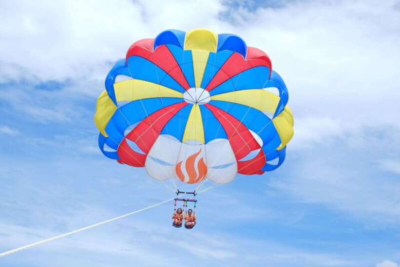Panglao: Solo or Tandem Parasailing Experience near Alona - FAQ