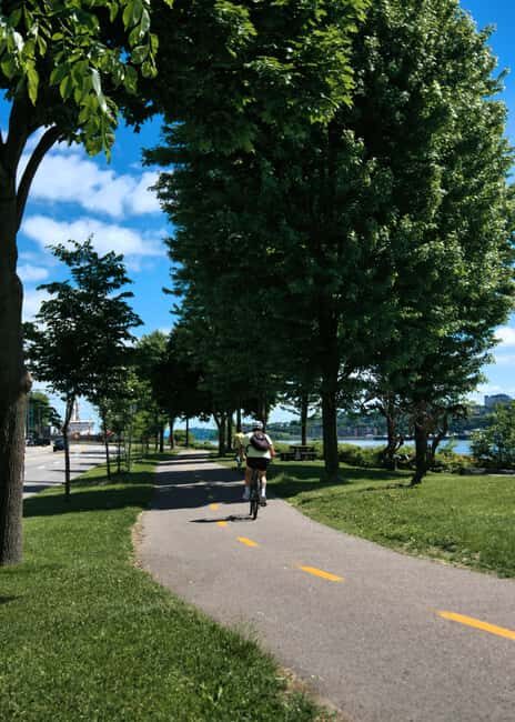 Panoramic Bike Tour of Quebec City - A Closer Look at the Experience
