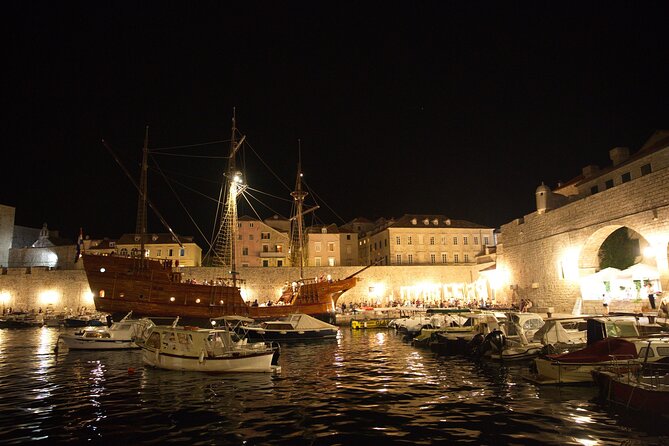 Panoramic Night Cruise from Dubrovnik with Karaka - FAQ
