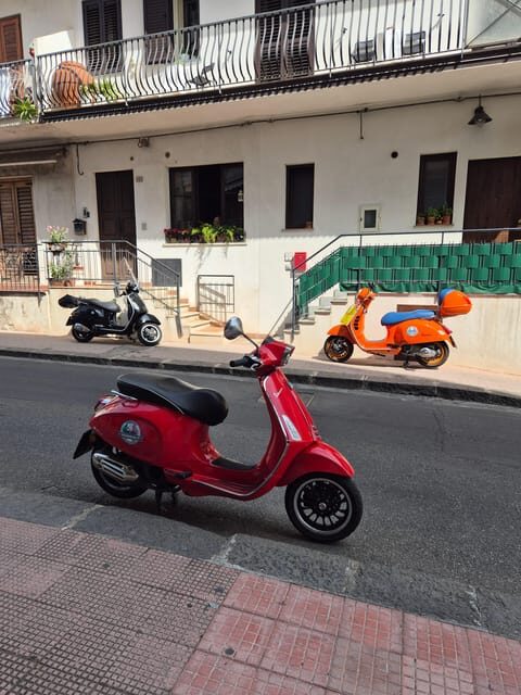 Panoramic Vespa tour of Taormina, Castelmola and White Lotus series locations - FAQs