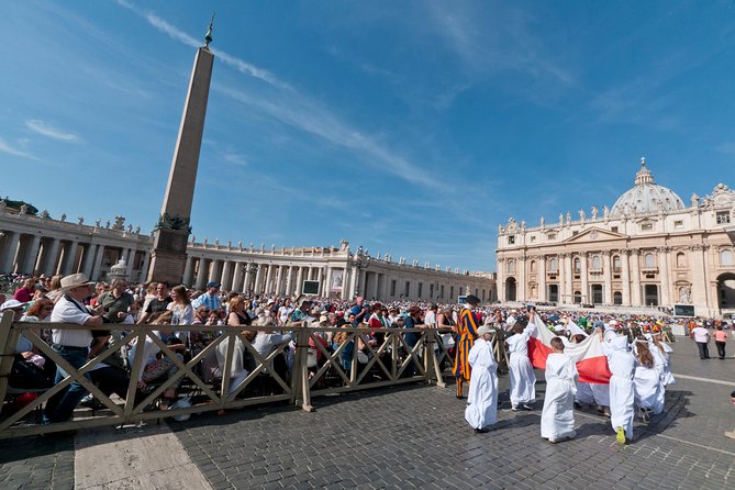 Papal Audience Tickets and Presentation With an Expert Guide - Important Notes and Recommendations