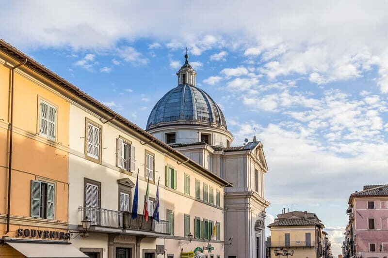 Papal Palace and Secret Garden Ticket and Audio Guide - Walking Through the Gardens