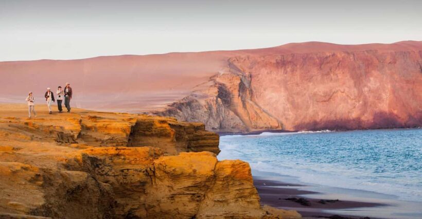 PARACAS|| Sunset trekking in the Paracas National Reserve - Key Points
