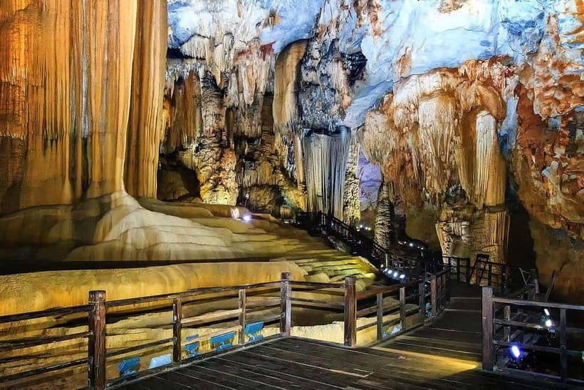 Paradise Cave & Dark Cave 1 Day Trip From Dong Hoi/Phong Nha - The Culinary Highlight: Authentic Vietnamese Lunch