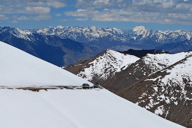 Paradise On Earth - Ladakh And Kashmir (All Inclusive with local flights) - FAQ