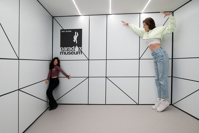 Paradox Museum Barcelona a Mind-twisting Experience - Convenient Location and Transportation