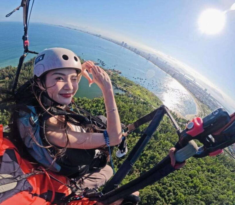 Paragliding and seeing Da Nang from above is wonderful - The Flight Itself: A Visual Feast