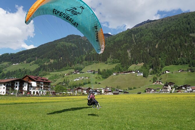 Paragliding experience in Fulpmes in the Stubai Valley - Who Should Consider This Tour?