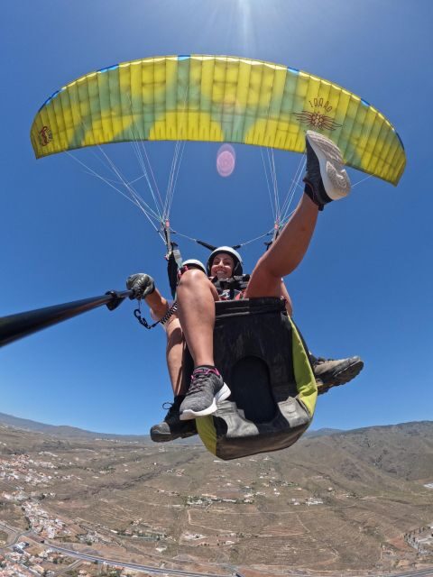 Paragliding flight with a Spanish Champion 2021/2022. - The View and Photography Opportunities