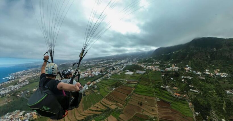 Paragliding in Puerto de la Cruz - A Closer Look at the Paragliding Adventure