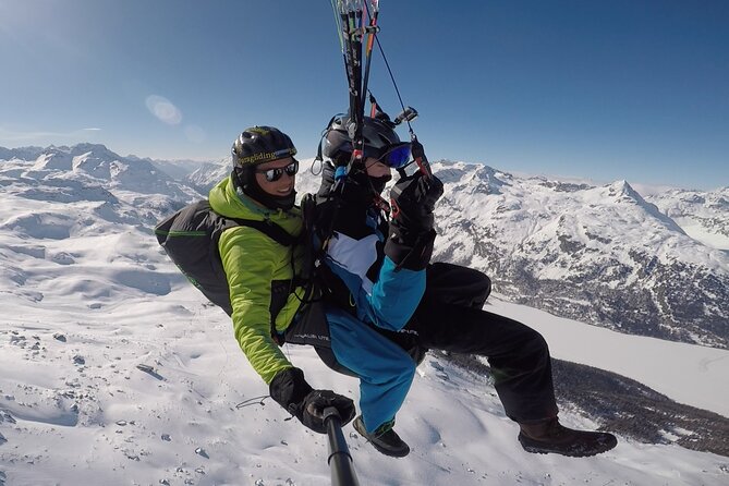 Paragliding Tandem Flights in Engadin Review - The Pilots Role and Experience