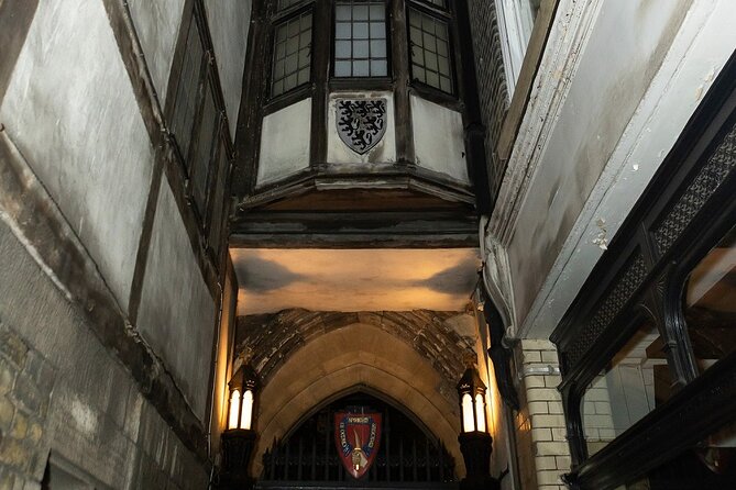 Paranormal ActivityTour in Old London - Encounters at the Gin Palace