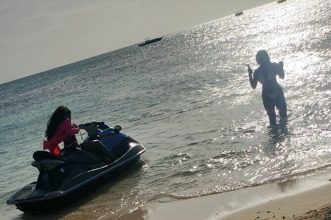 Parasailing and Jet Ski with Private Transportation from Montego Bay - FAQs