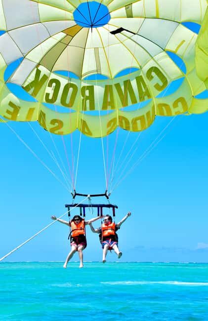 Parasailing in Punta Cana - Key Points