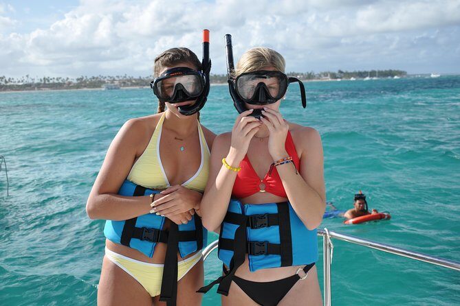 Parasailing, Snorkel Cruise & Virgen Beach from Punta Cana - FAQ