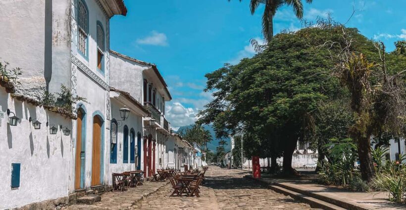 Paraty: Historic Centre Walking Tour & Cachaça Tasting - Discovering Paraty: A Journey Through Time and Flavors
