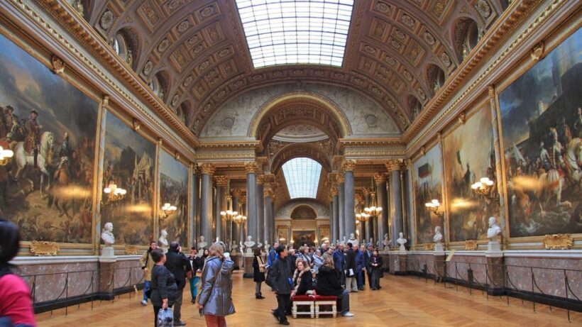Paris: 10H Private Tour for Arc de Triomphe, Versailles - Key Points