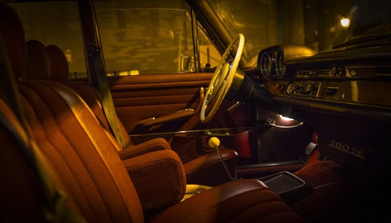 Paris: 2.5-Hour Guided Vintage Car Tour and Wine Tasting - Key Points