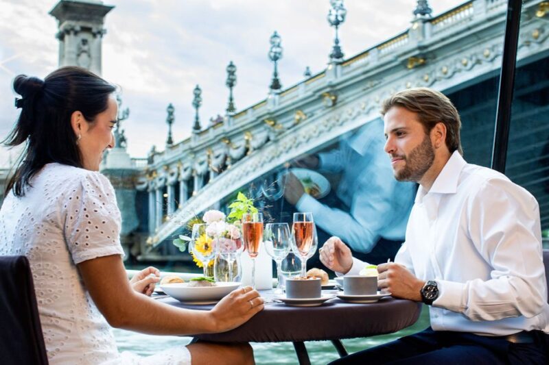 Paris: 3-Course-Dinner Cruise with Wine on the Seine River - Authenticity and Value