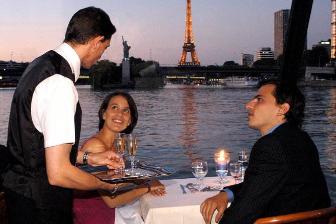 Paris 3-Course Gourmet Dinner and Sightseeing Seine River Cruise - Gourmet Dining on the Water: Exploring the Menu
