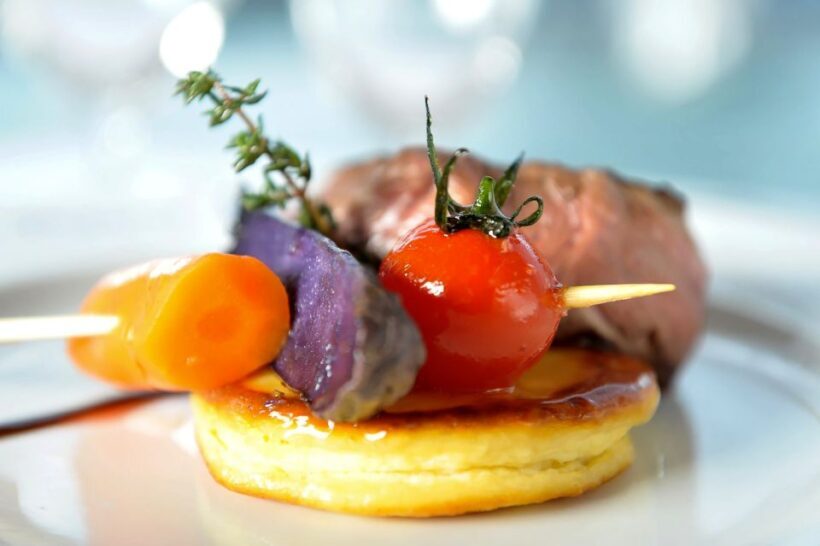 Paris: 3-Course Lunch Cruise on the River Seine - Who Should Consider This Tour?