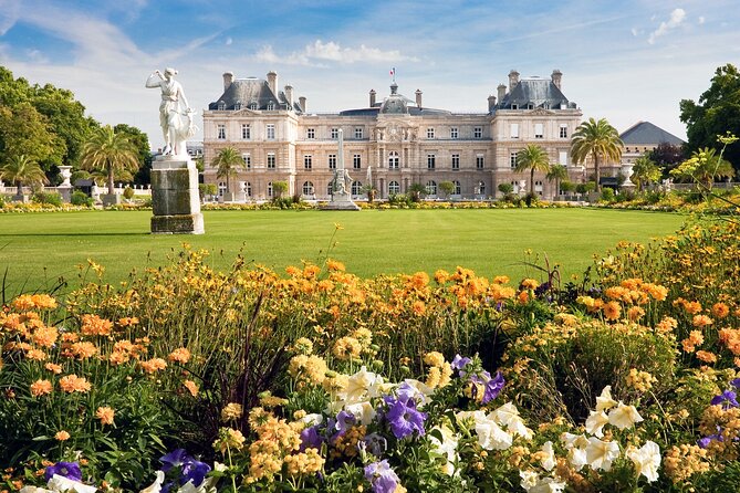 Paris Airport & Hotel Transfer Service - Accessibility and Confirmation