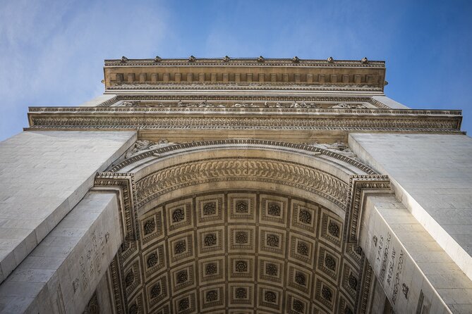 Paris Arc de Triomphe Entry and Mini Walking Tour