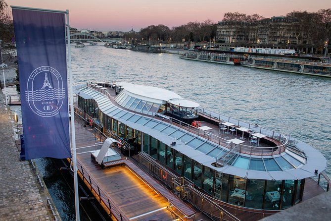 Paris at the First Lodges - Ducasse Sur Seine Lunch Cruise - Environmental Sustainability of the Electric Boat