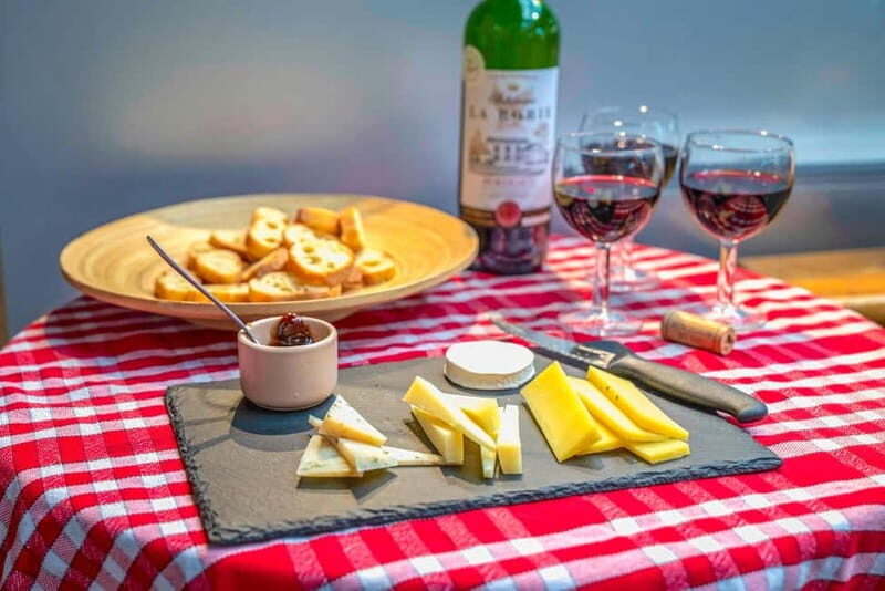 Paris: Authentic Food & Wine Tasting Tour in Le Marais - A Closer Look at the Tour Itinerary