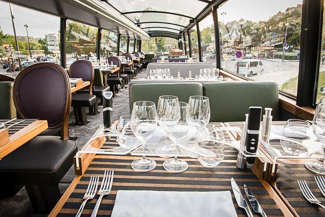 Paris Bustronome Review: A Unique Dining Experience - Accessibility and Accommodations