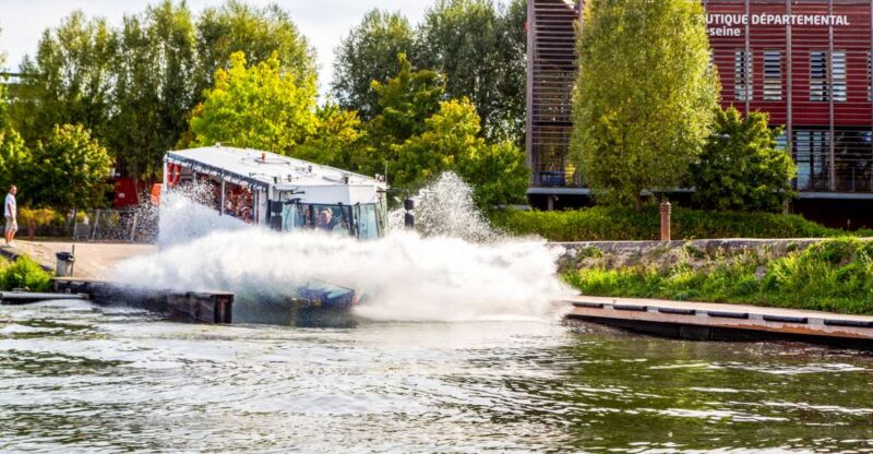 Paris: City and River Seine Tour on an Amphibious Bus - Itinerary Breakdown: What You’ll See and Experience