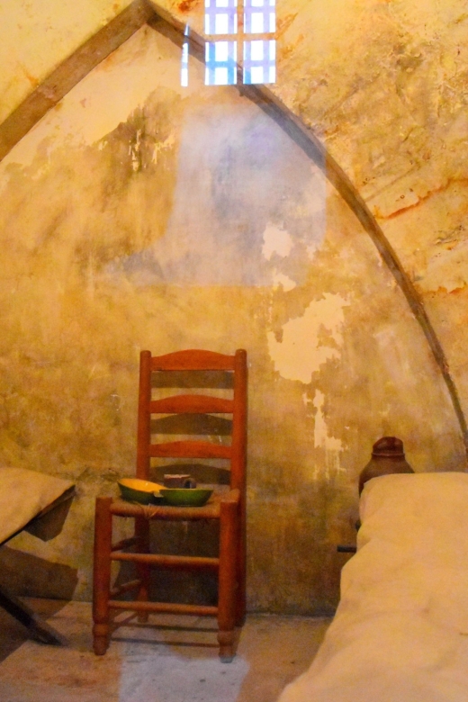 Paris: Conciergerie Ticket With Histopad - The HistoPad: Augmented Reality Exploration