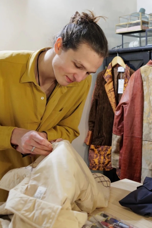 Paris: Couture workshop, upcycle your own jacket - Key Points