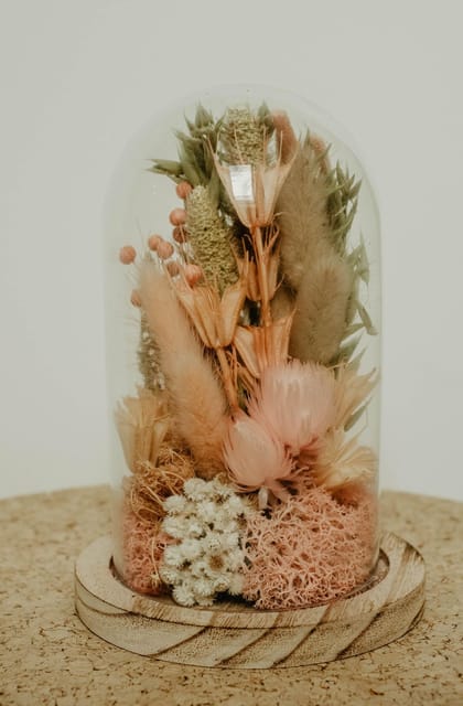 Paris: Create Dried Flower Bell Jar Workshop in Paris - Why This Workshop Works Well in Paris
