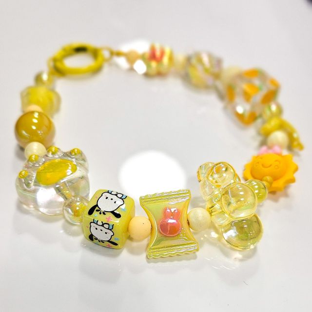 Paris: Create your phone strap, bag or keychain - The Creativity and Final Product