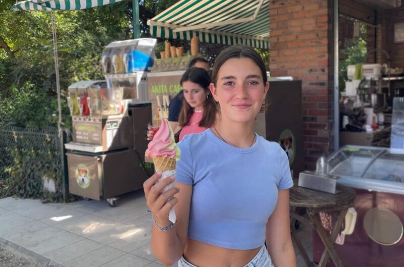 Paris: Customizable Child-Friendly Tour with Private Guide - Frequently Asked Questions