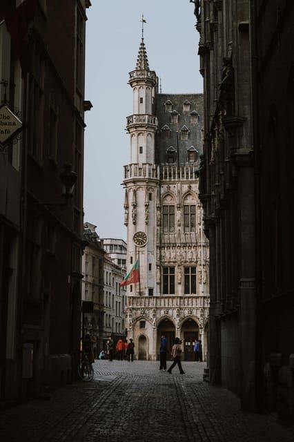 Paris: Day Trip to Brussels with Guide and Train Tickets - Key Points