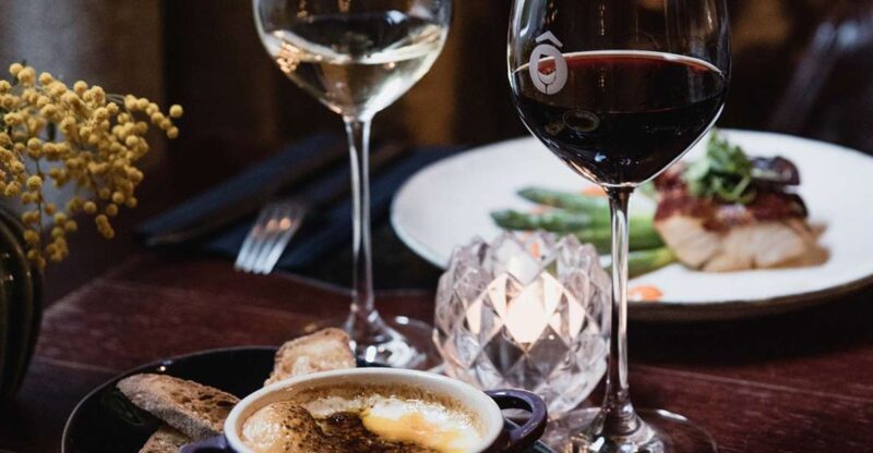 Paris: Dinner with Customized Wine Selection - What to Expect at the Dinner Experience