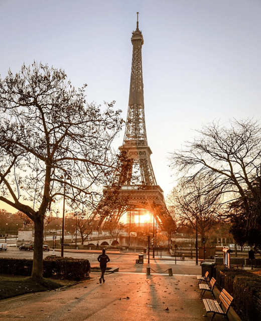 Paris: Discover Paris 2CV - The vintage car experience