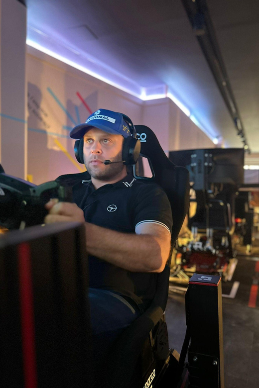 Paris: Dynamic Simulator Experience - An In-Depth Look at the Paris Dynamic Simulator Experience