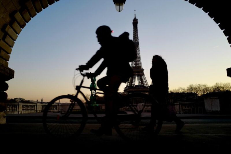 Paris E-Bike Private Tour: Discover the City in 3-hours - Who Will Love This Tour?