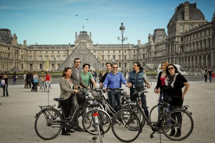 Paris: E-bike tour - Monumental and Hidden Paris - An In-Depth Look at the Paris E-bike Tour
