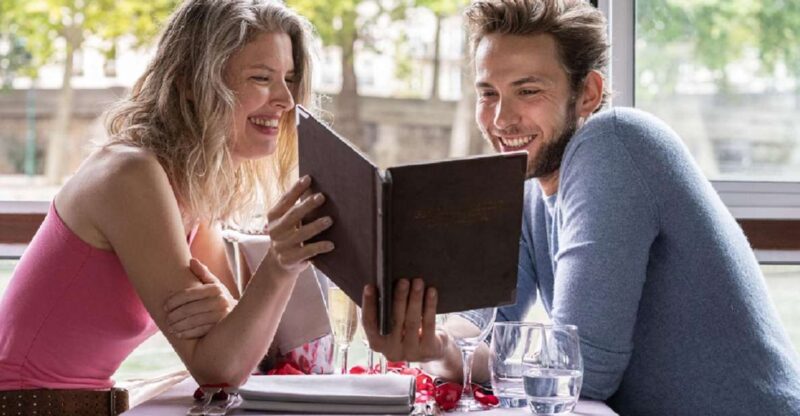 Paris: Early Evening Dinner Cruise on the River Seine - Who Will Love This Experience?