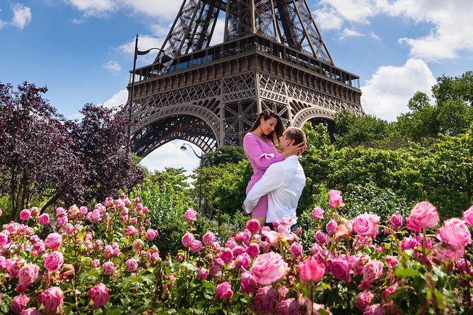 Paris Eiffel Tower Wedding Vows Renewal Ceremony With Photo Shoot - Meeting and Logistics
