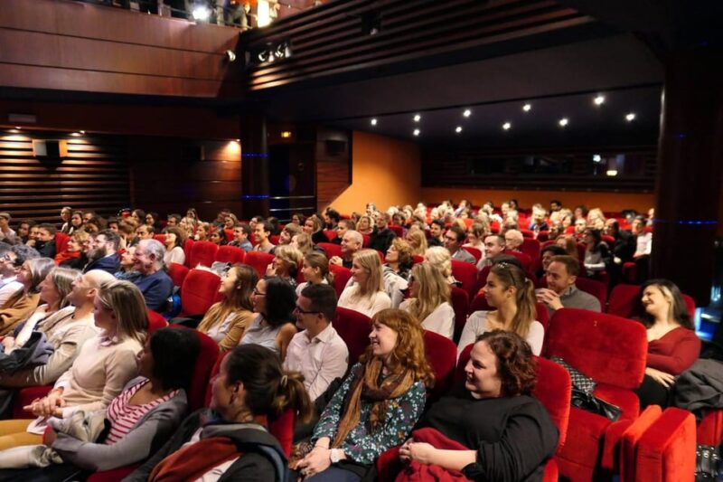 Paris: French Films Ticket With English Subtitles - Screening Experience