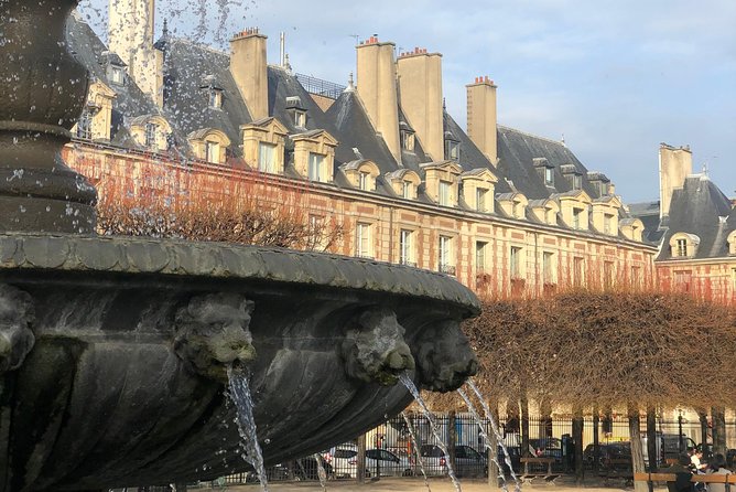 Paris Gay Marais Semi-Private Walking Tour - Insights From Knowledgeable and Engaging Guides