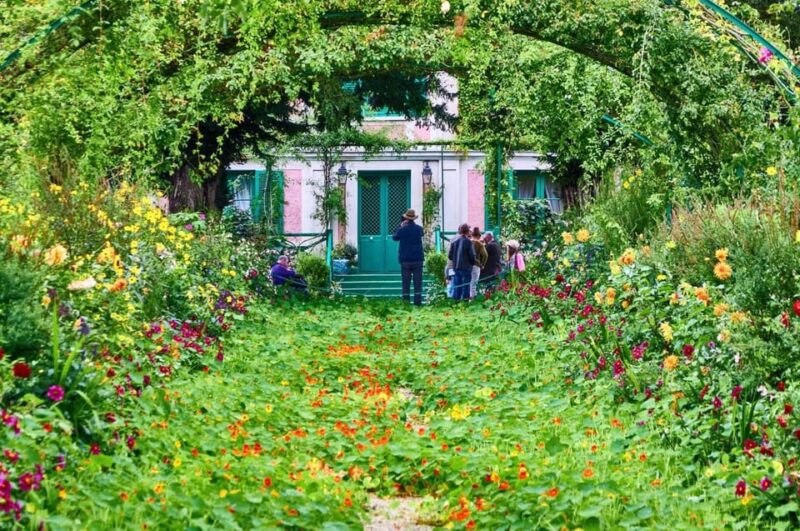 Paris: Giverny Private Half-Day Trip to Monet's Garden - Analyzing the Value