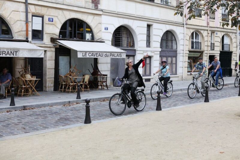 Paris: Guided bike tour - Greatest monuments of the capital - Key Points