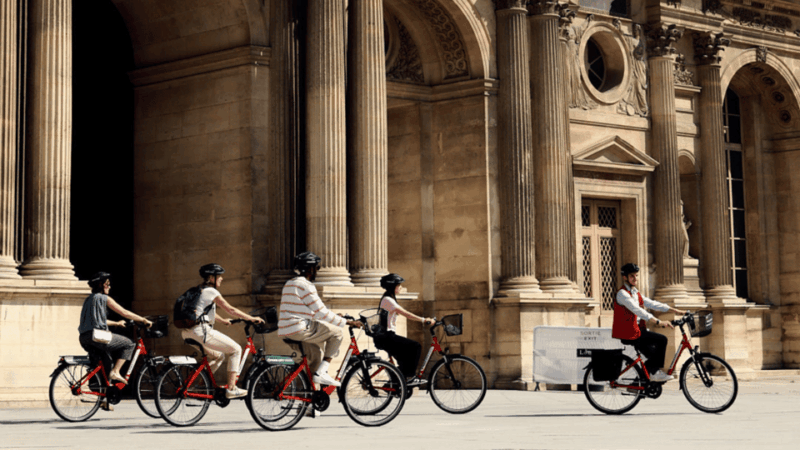 Paris Guided Bike Tour - The Sum Up